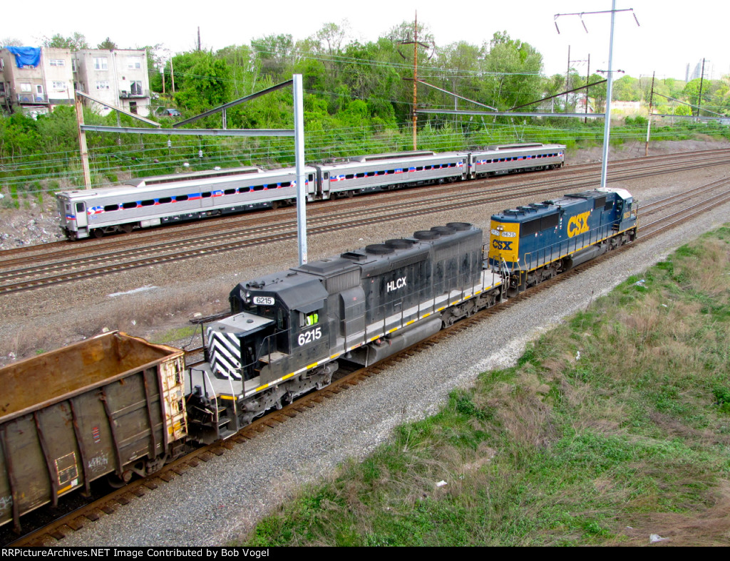 HLCX 6215 and CSX 8625